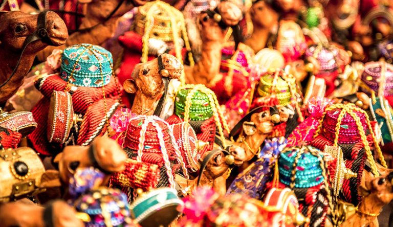 Egyptian Souvenirs: Famous 30 things in Egypt to buy in 2025