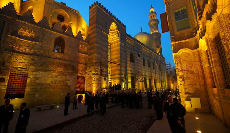 Ultimate Guide of Top Things to do in Cairo at Night